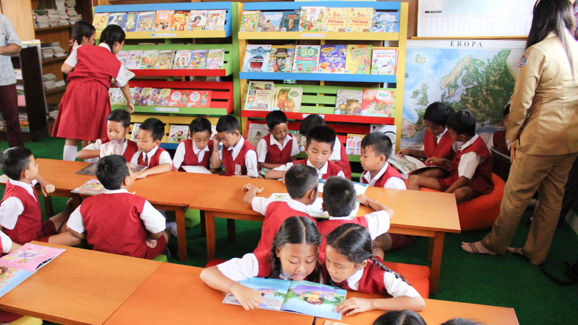 YLAI - Yayasan Literasi Anak Indonesia: Program Literasi Sekolah